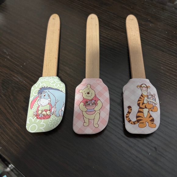 Disney | Kitchen | Disney Winnie The Pooh Tigger And Eeyore Easter ...
